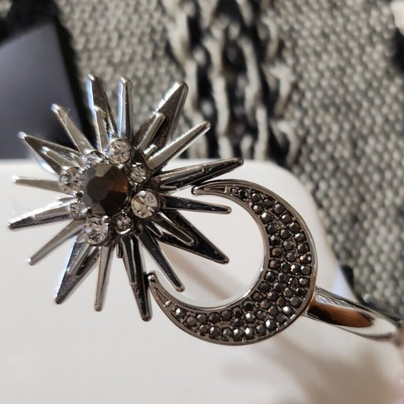 Vera Wang | Jewelry | Vera Wang Celestial Silver Hematiteclear Crystal ...